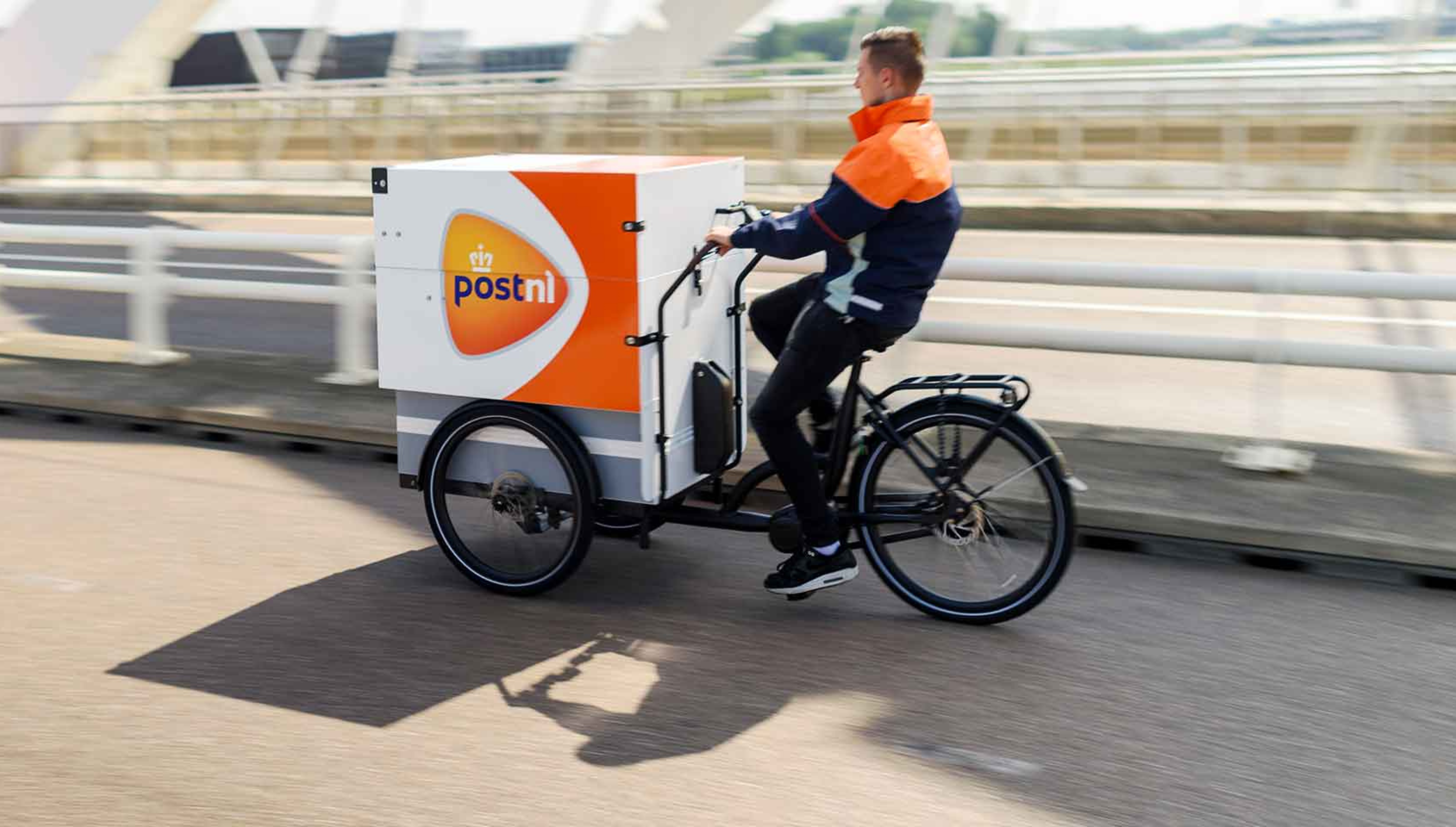 Fietskoerier PostNL Utrecht